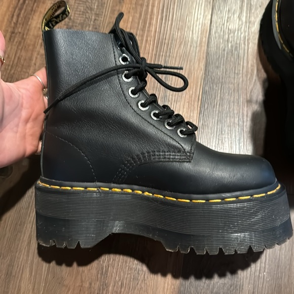 Dr. Martens | Shoes | 46 Pascal Max Leather Platform Boots | Poshmark